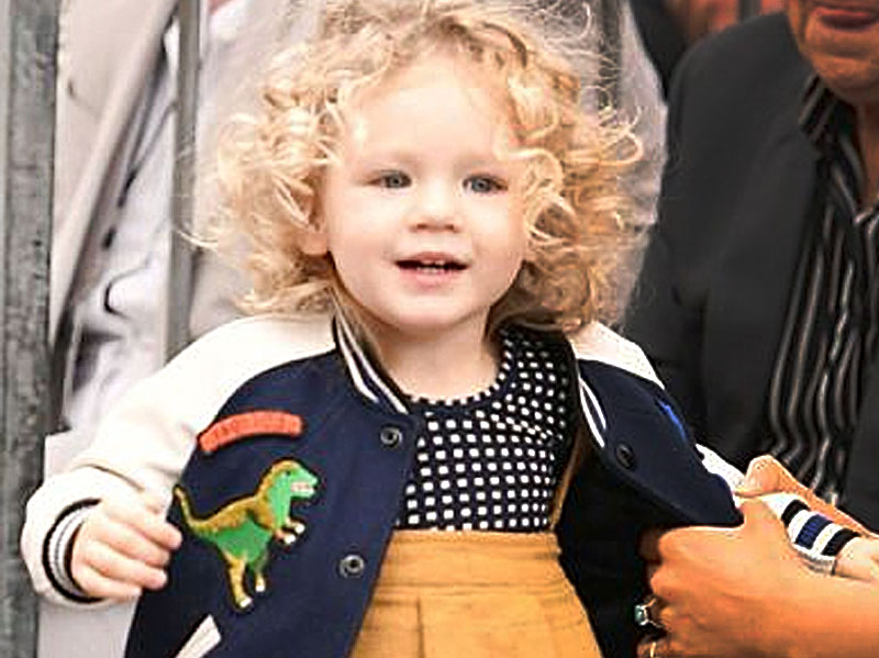 James Reynolds family: mother, father and siblings - Familycelebs