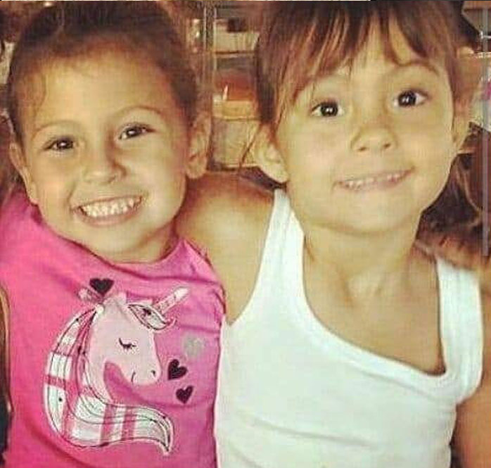 Lila and Lily Bennington family: parents, siblings - Familycelebs