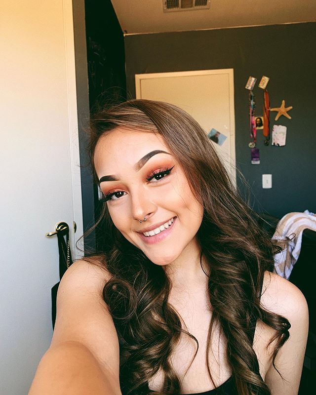 Hailey Orona family: parents, siblings, boyfriend, cousin - Familycelebs