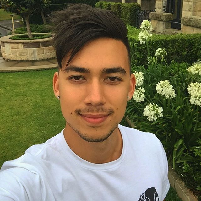 Jamie Zhu family in detail: a Hungarian mother and a Chinese father ...